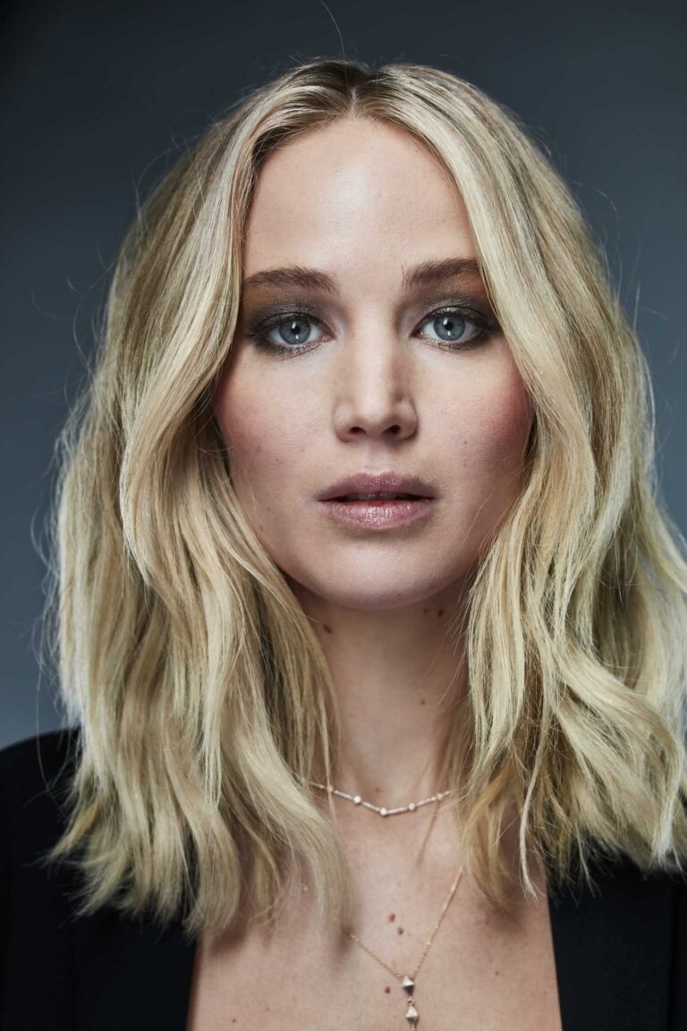 Jennifer Lawrence Interesting Facts, Age, Biography & FAQ - TNHRCE